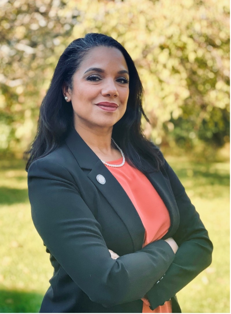 Latina Mentoring Initiative - Council on Children and Families